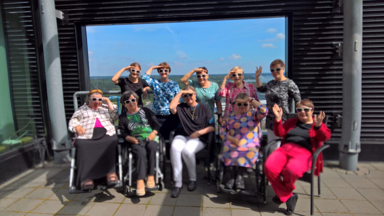 Rusetin Suomi 100 tasa-arvoteko 2017 -raportti | Rusetti ry